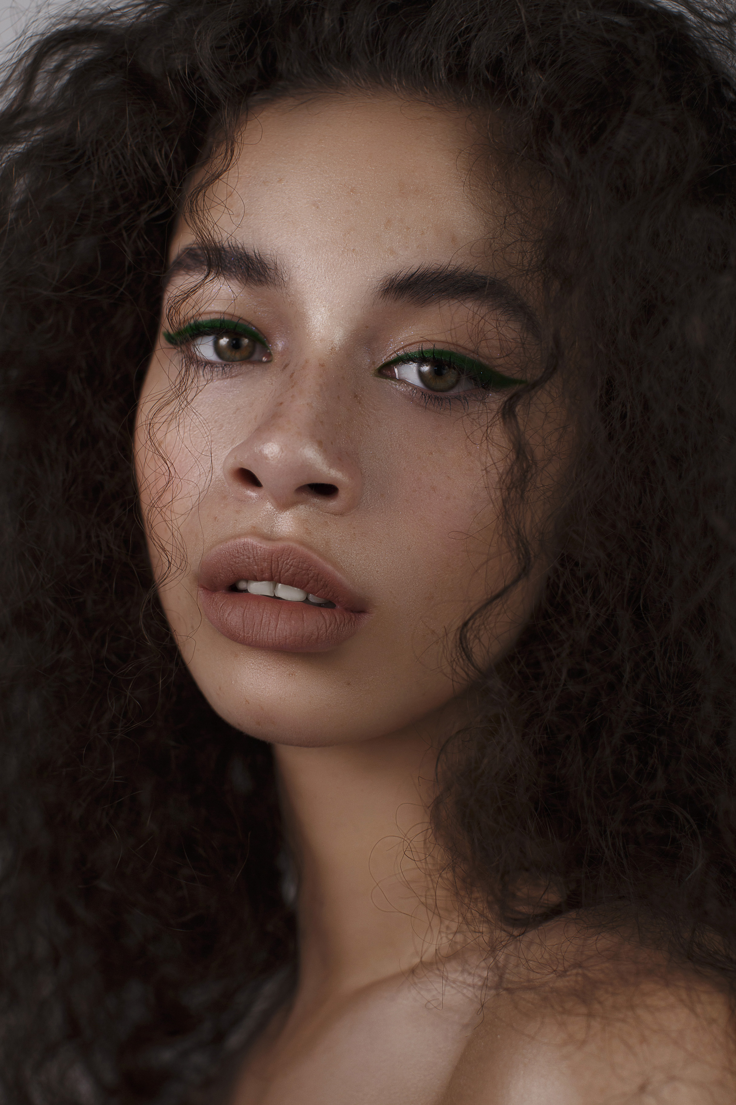 New beauty by Sara Hill | S Management